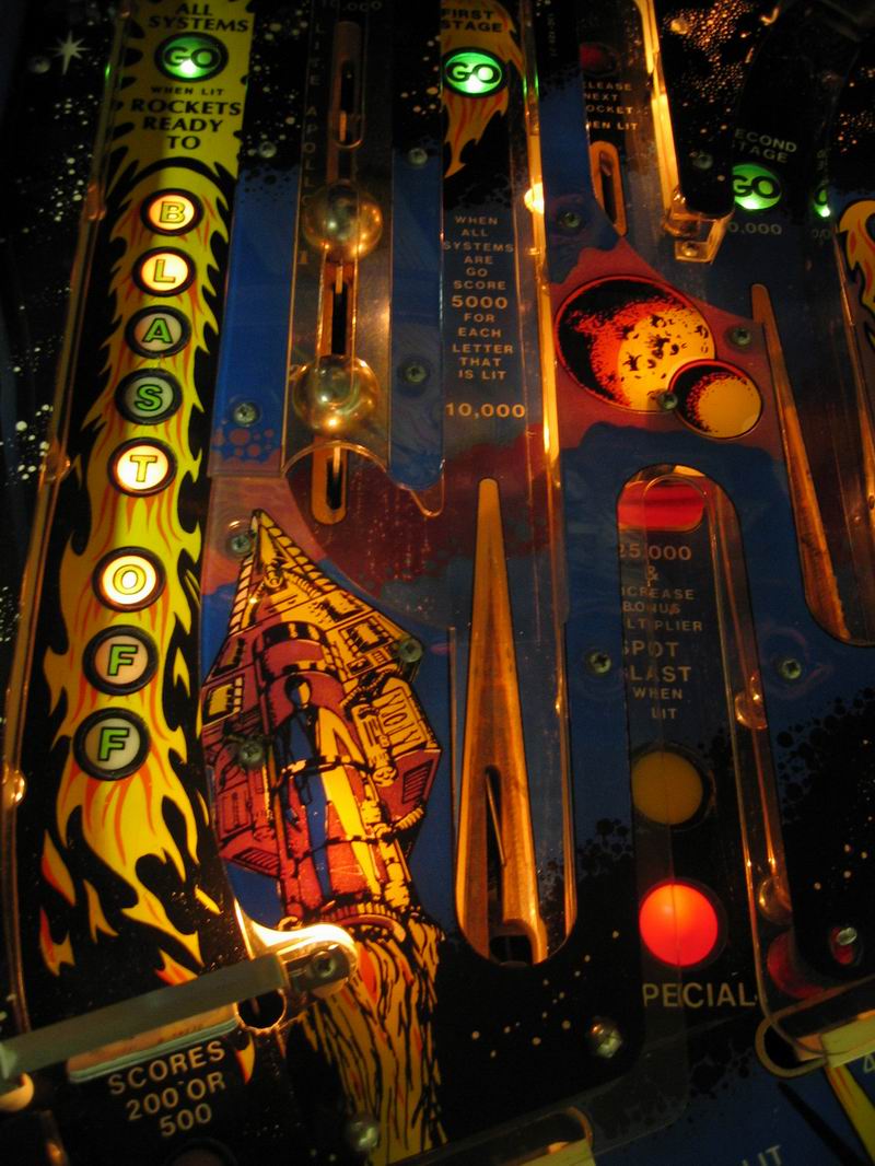 Flight 2000 - FLIPPERWELTEN - flippertreff.de